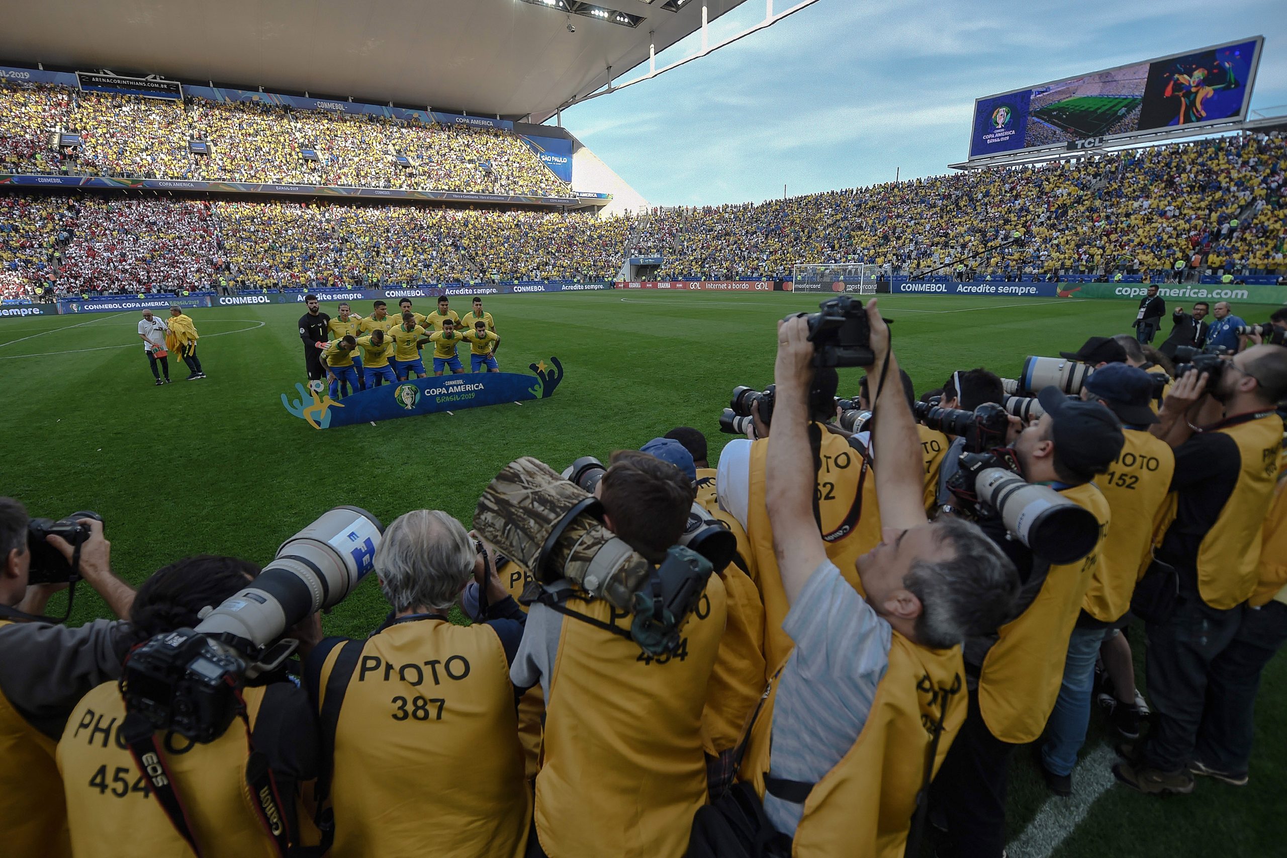 Oficina de Fotojornalismo Esportivo no IMS-SP com nosso associado ...